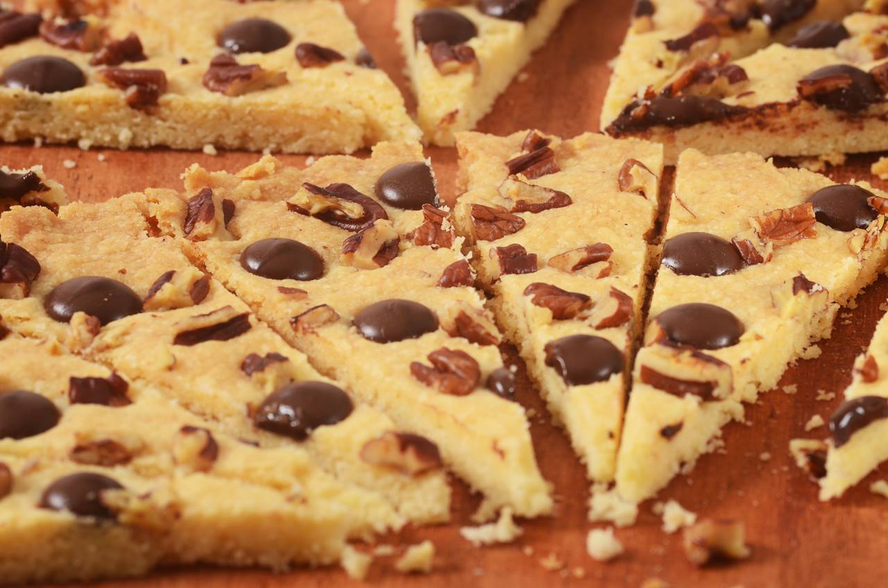 Chocolate Nut Shortbread - Joyofbaking.com *Video Recipe*
