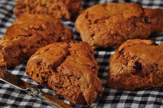 Gingerbread Scones - Joyofbaking.com *Video Recipe*